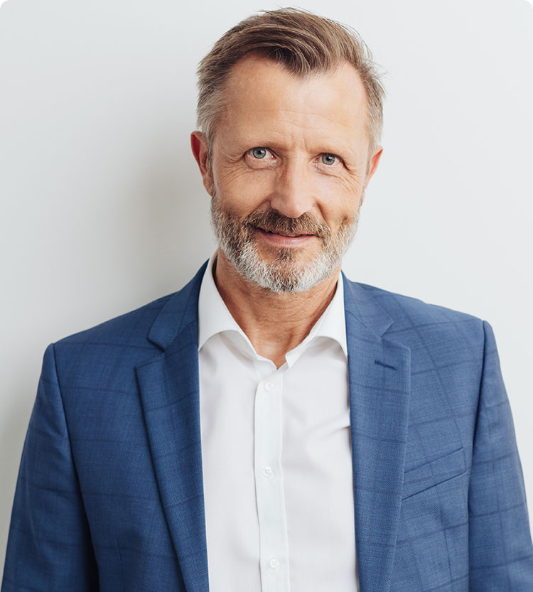 Our Team - Professor Mira